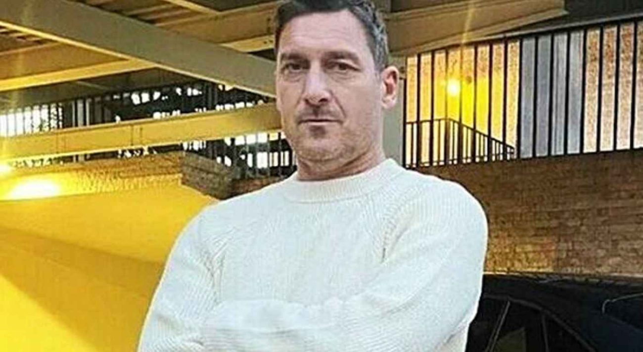 Francesco Totti mai visto così, il dettaglio che hanno notano tutti ...