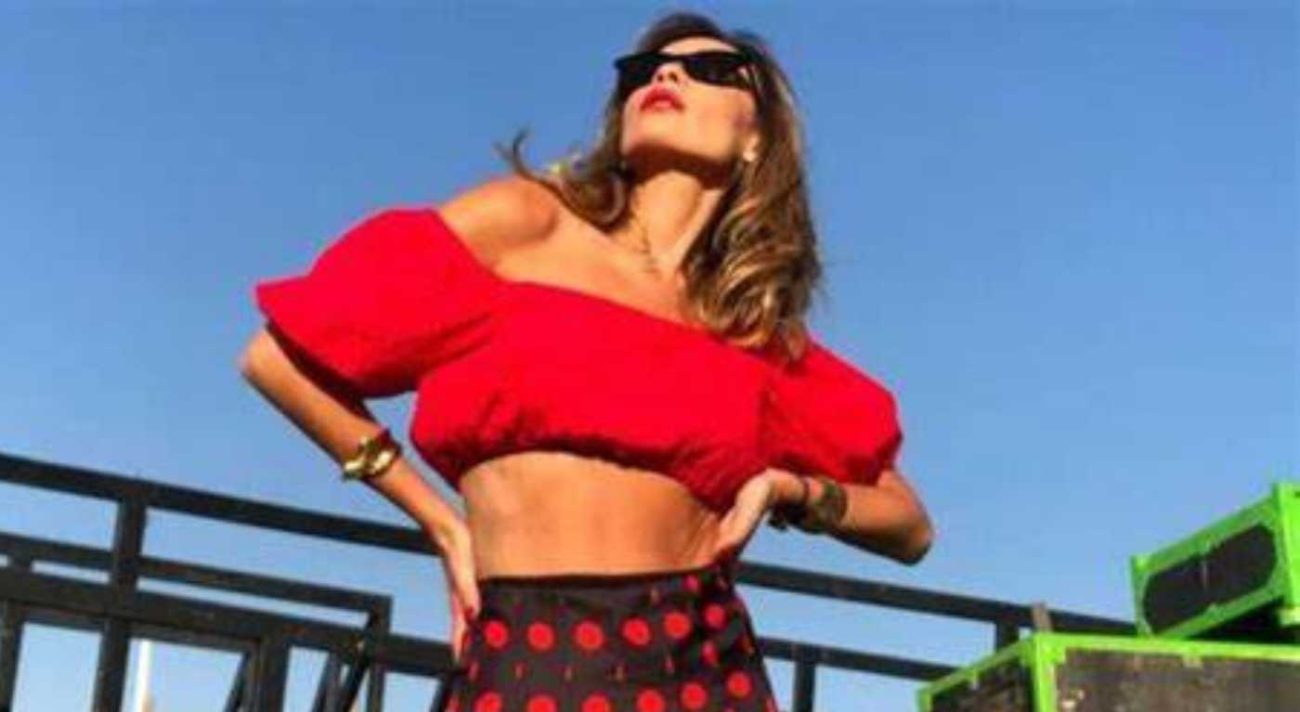 La vip, famosa moglie di un volto noto della tv, si lascia andare alle confessioni senza freni ...